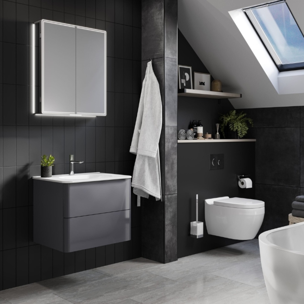 hib. Isoe 600mm x 700mm Charging LED Mirror Cabinet