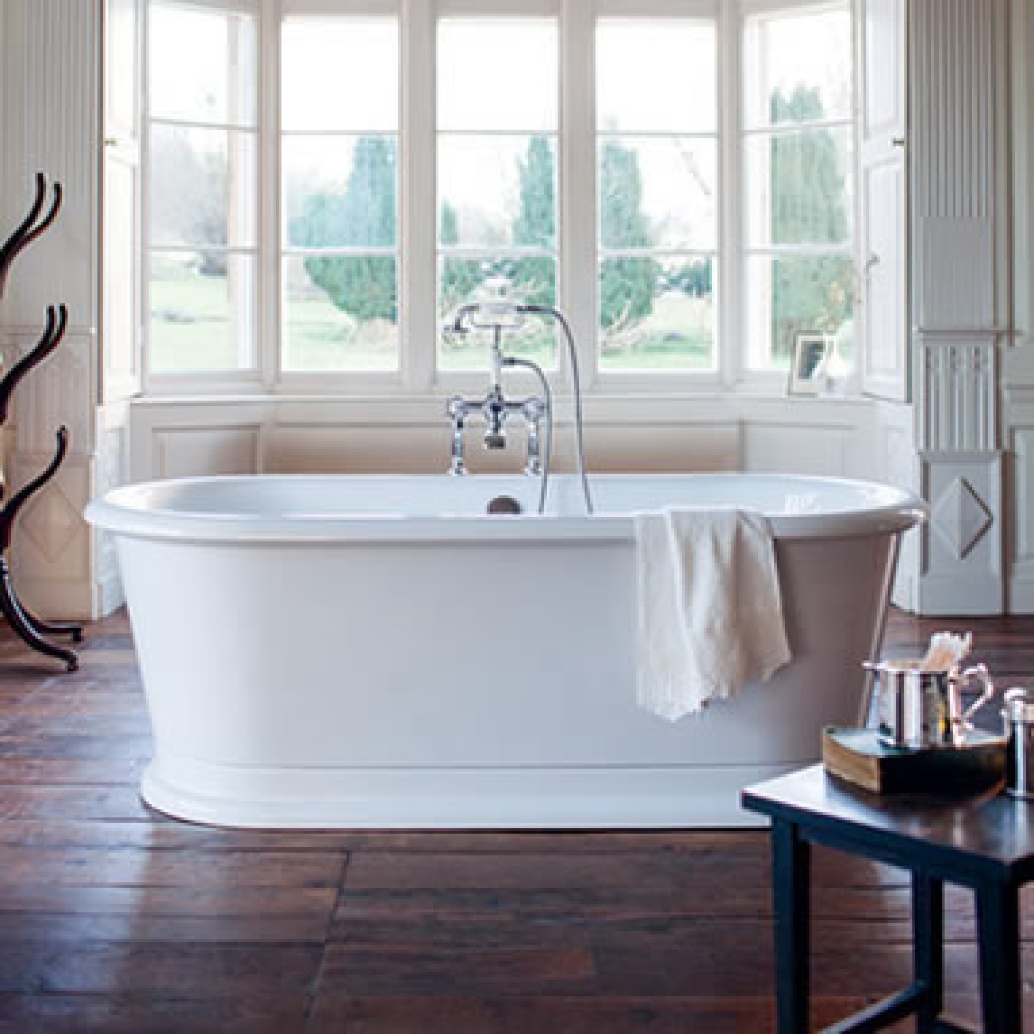 Burlington London Round Bathroom Suite | Sanctuary Bathrooms