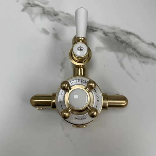BC Designs Gold Victrion Superbe Shower Kit & Valve | Sanctuary Bathrooms